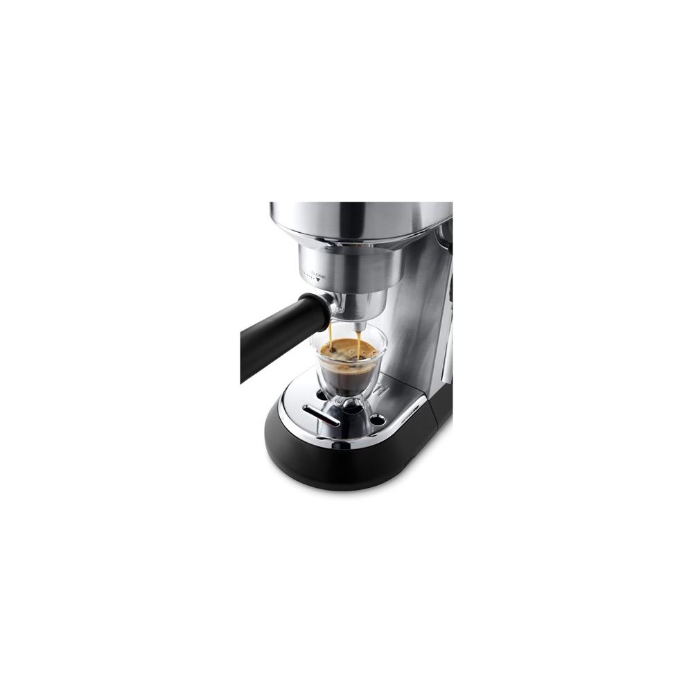 Delonghi EC685M Kávéfőző presszó
