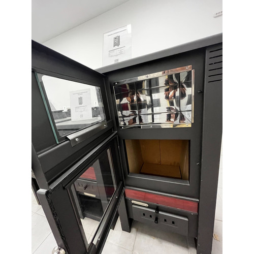 Taurus csempés sütős kandalló